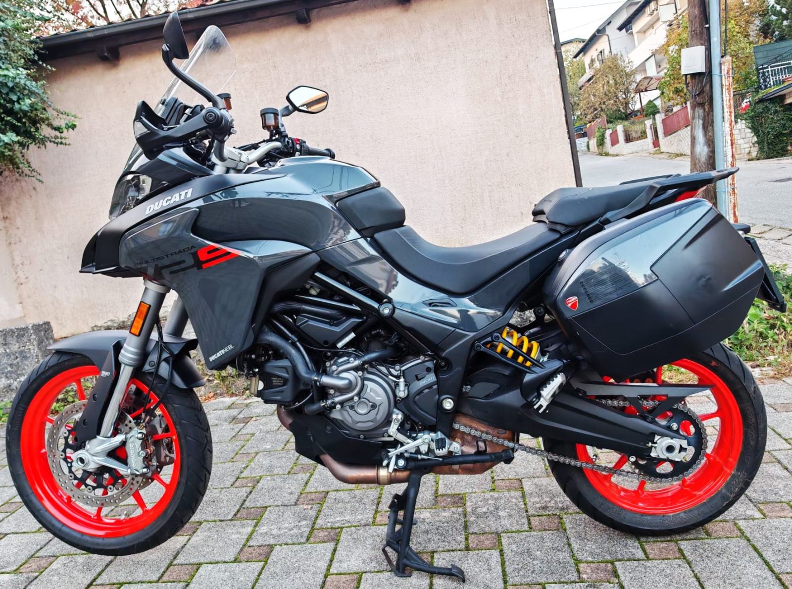 DUCATI MULTISTRADA V2 950 2023. TESTNI MODEL, KAO NOVA, ZAMJENA, 2023 god.