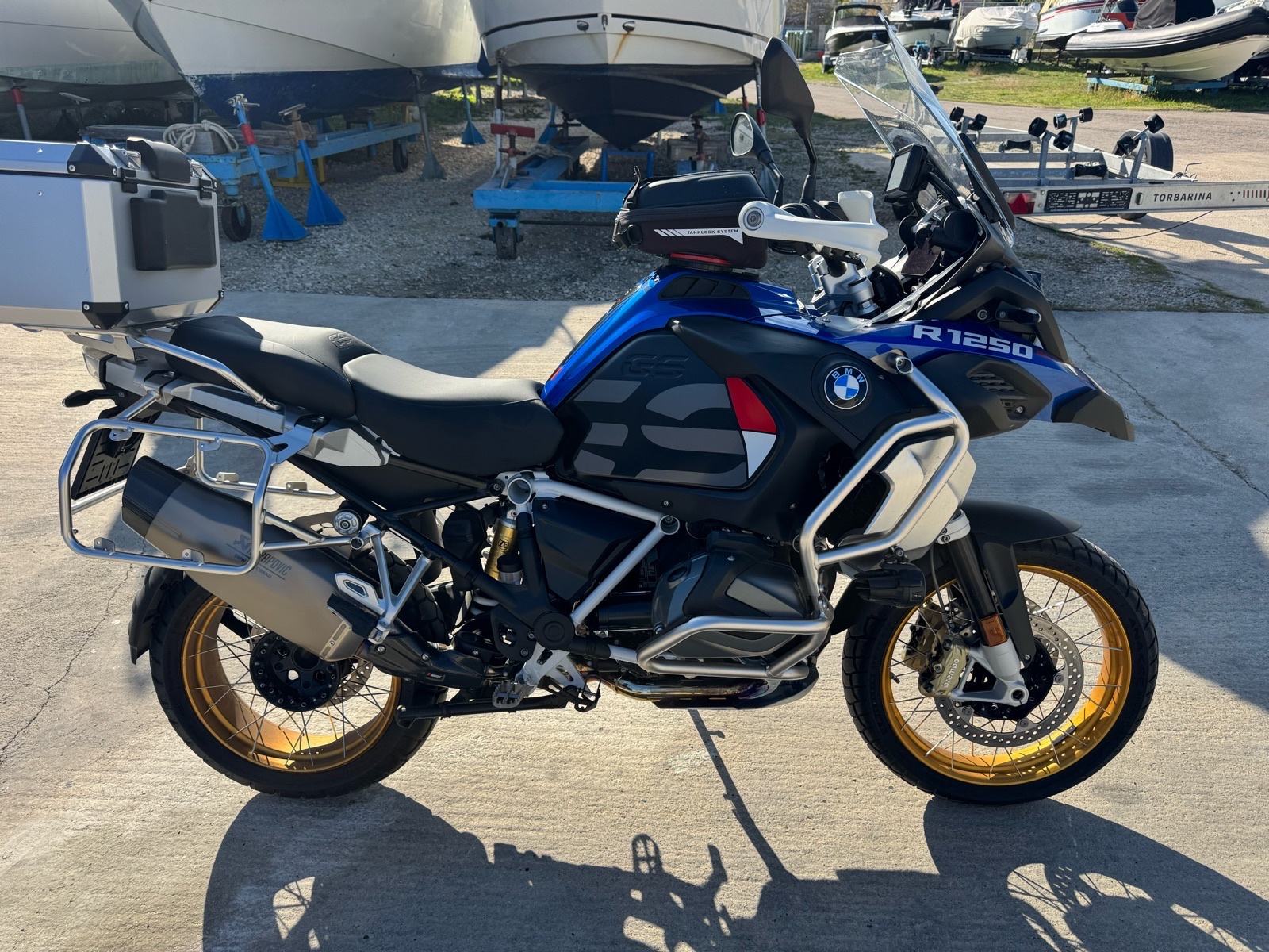 BMW GS 1250 ADVENTURE 1250 cm3, 2024 god.