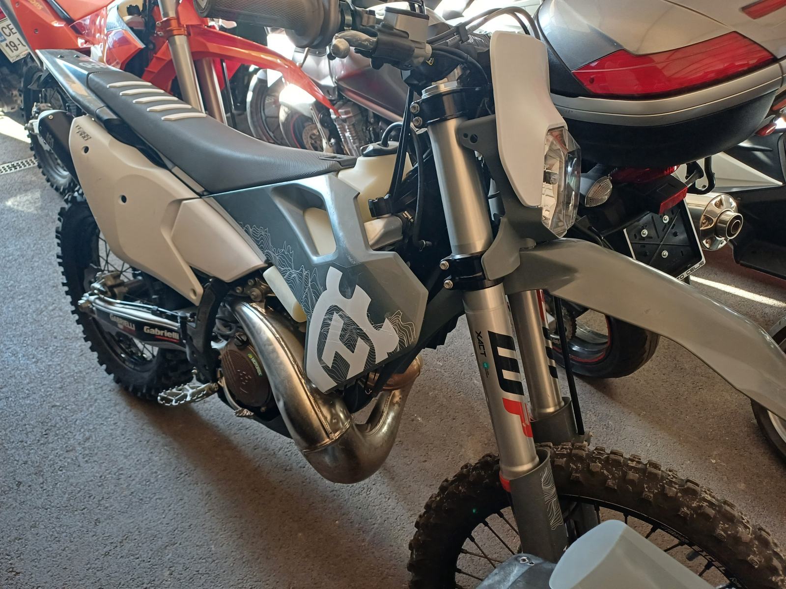 Husqvarna TE300 TE 300 PRO 300 cm3, 2024 god.