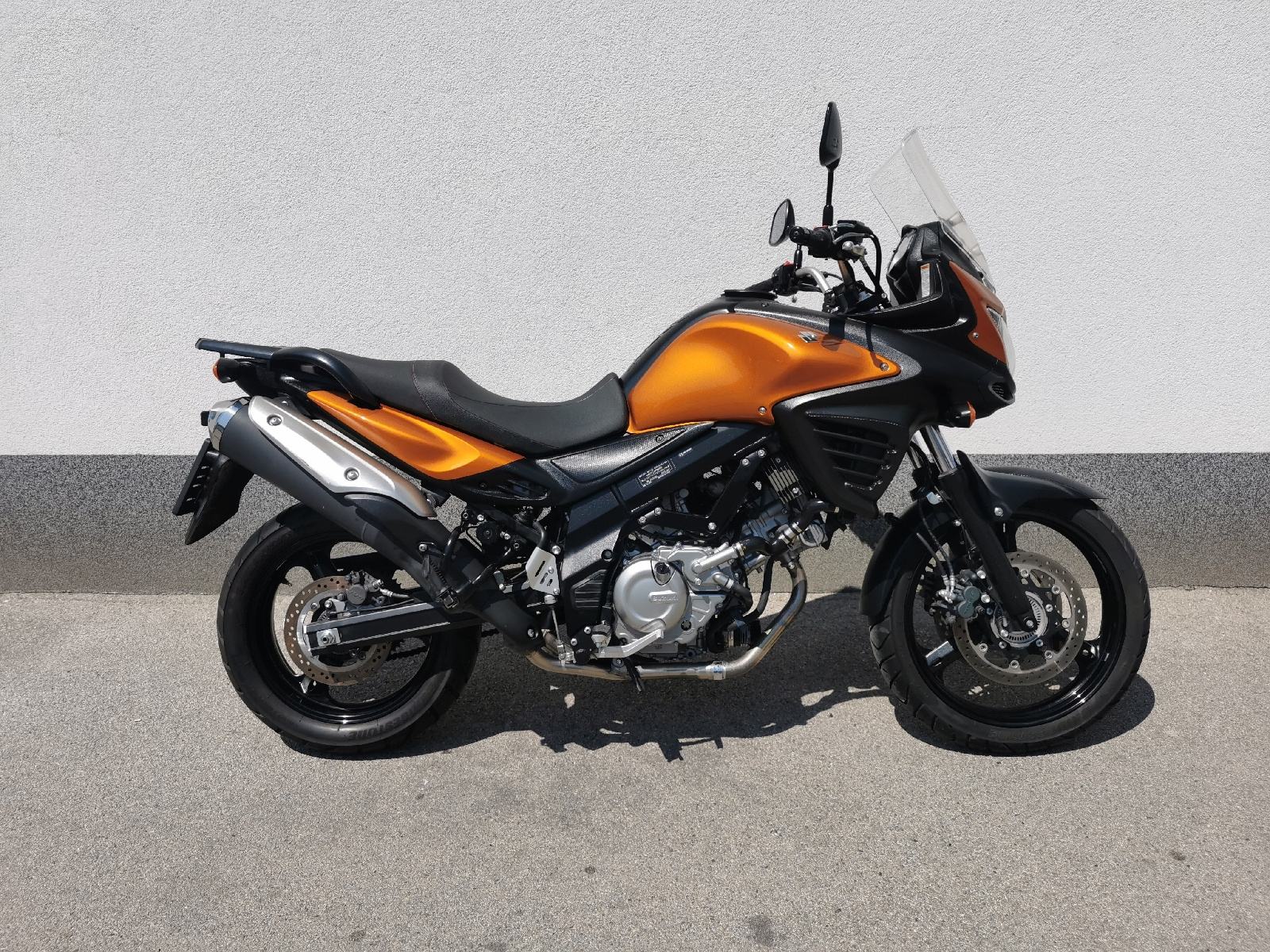 Suzuki DL 650 VSTROM ABS 645 cm3 s garancijom, 2013 god.