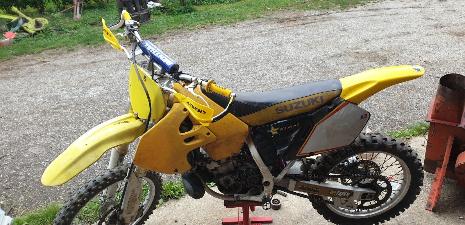 Suzuki RM250, 2000 god.