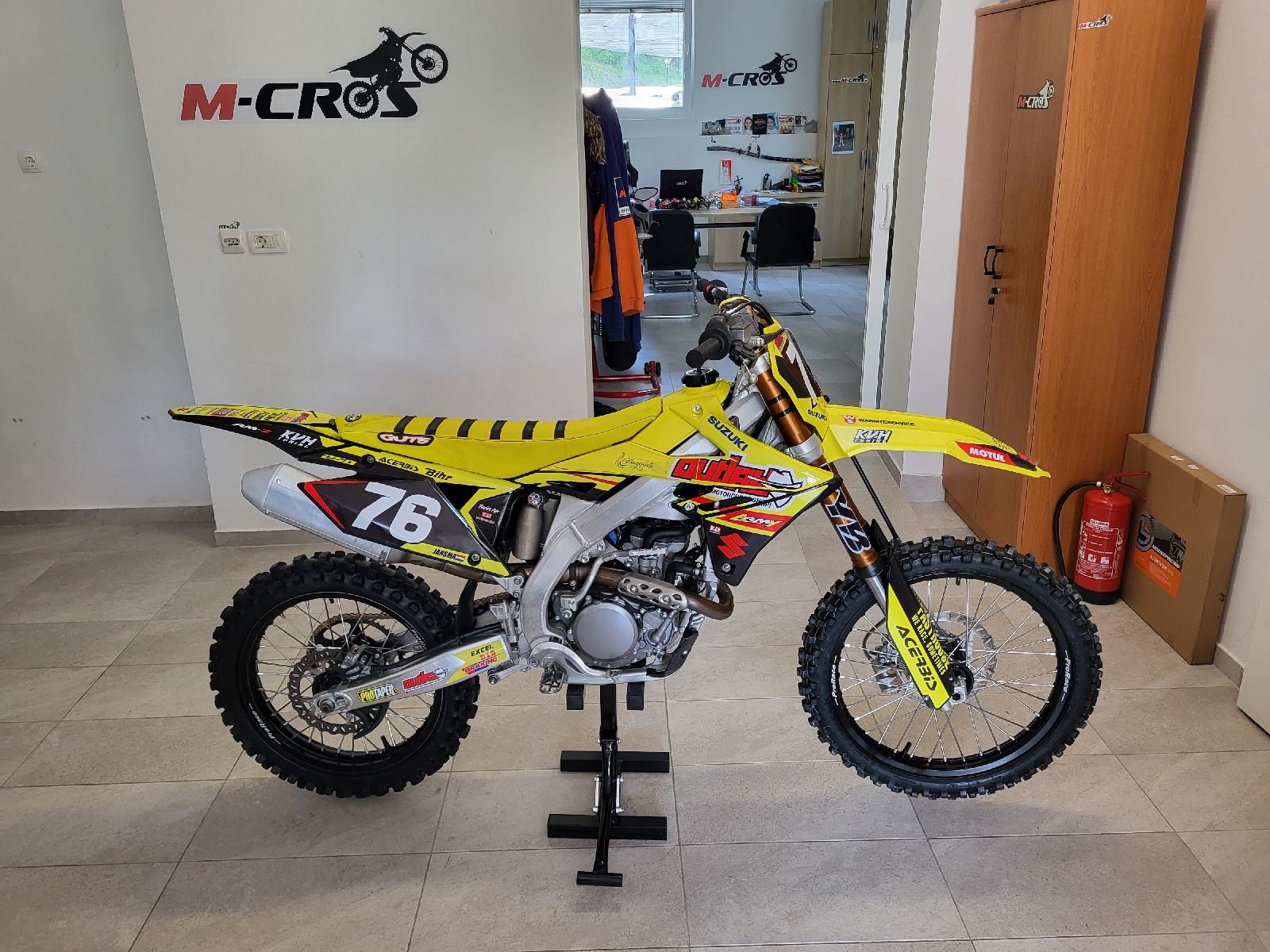 Suzuki RMZ 250 cm3, 2020 god.