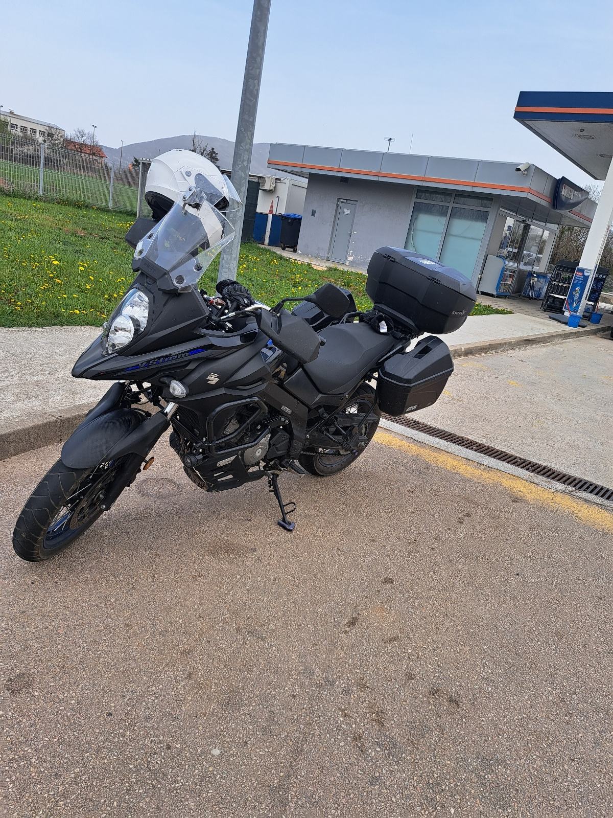 Suzuki V strom vstrom xt 650 ccm, 2023 god.