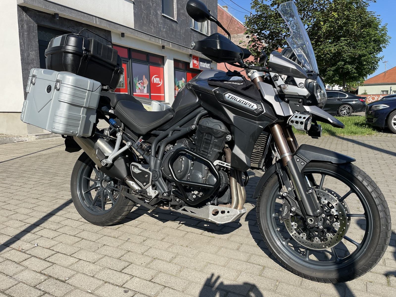 Triumph Tiger 1200 explorer Rezerviran, 2012 god.