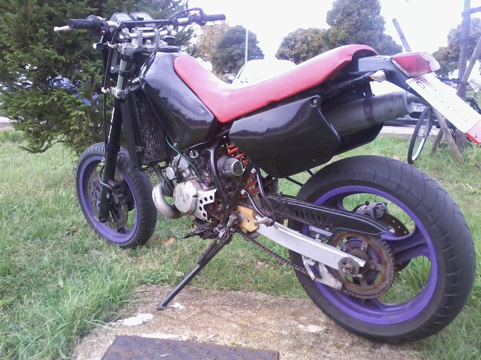 Yamaha DTR 125 125 cm3, 2000 god.