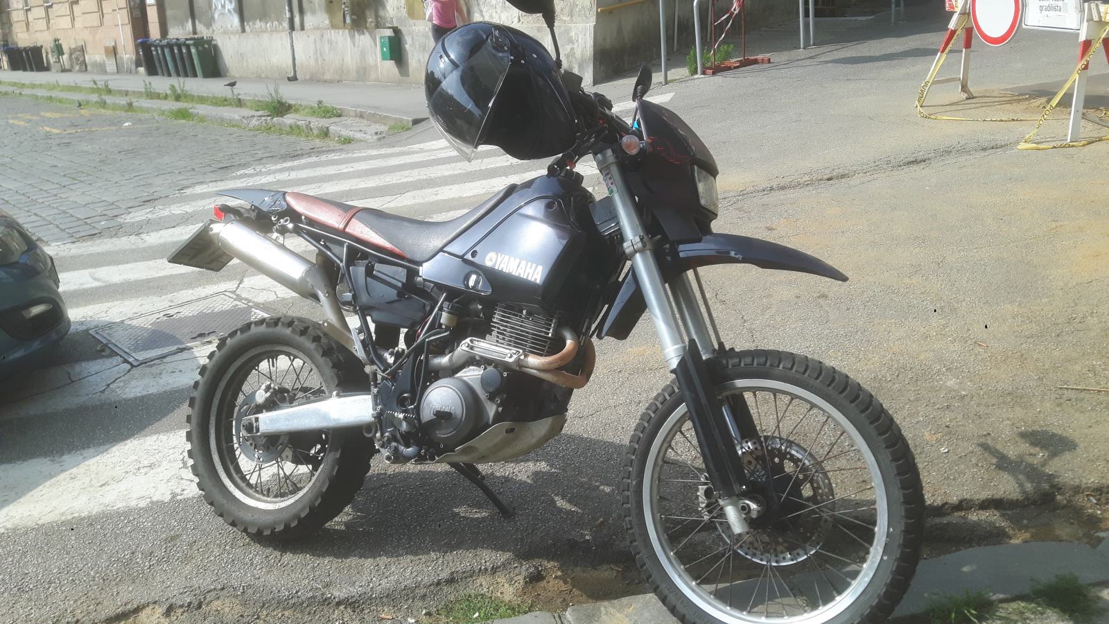 Yamaha TT600E Belgarda 600 cm3, 1998 god.