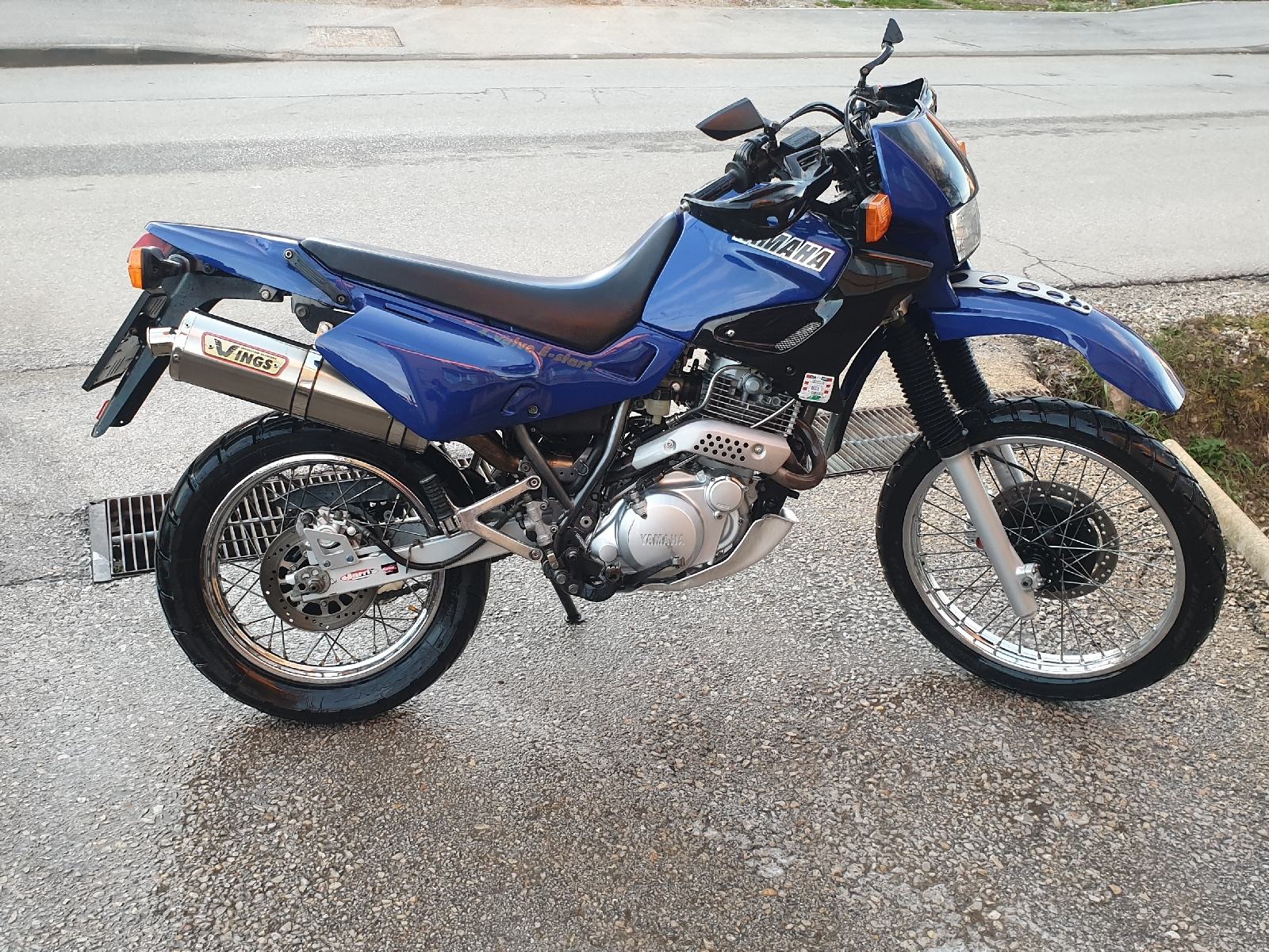 Yamaha XT600E 600 cm3, 2002 god.