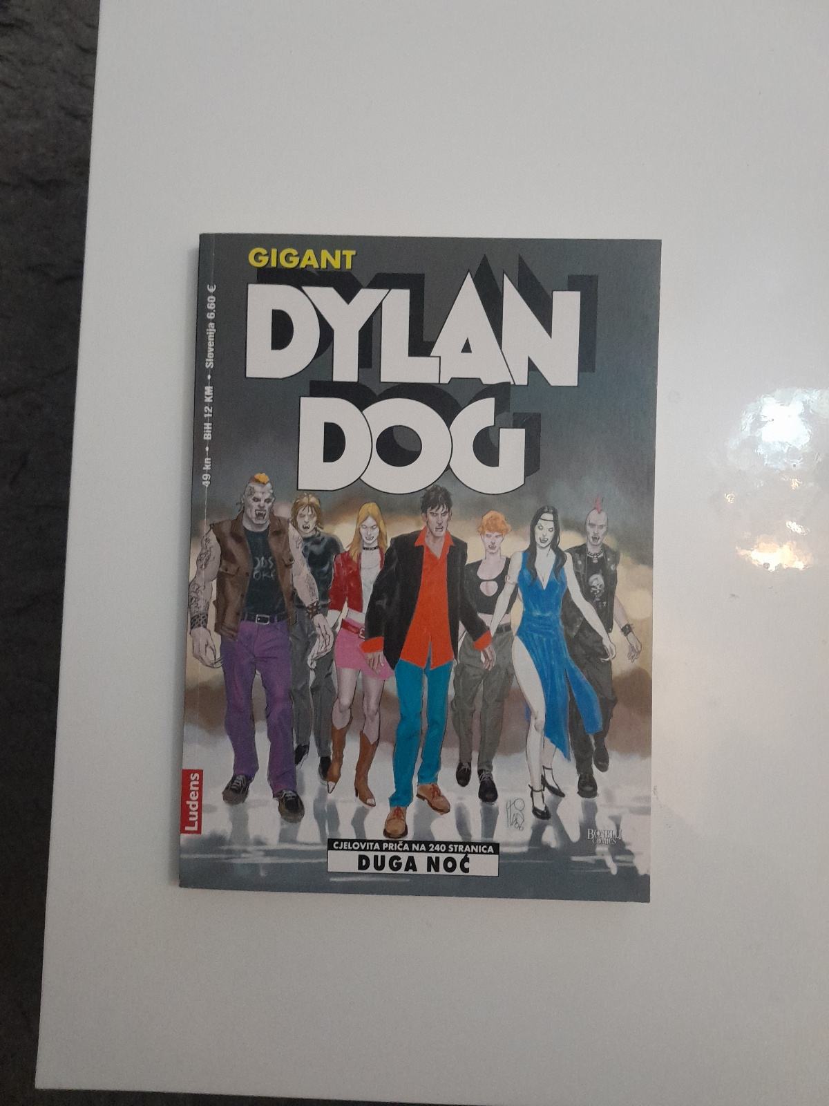 DYLAN DOG GIGANT 4