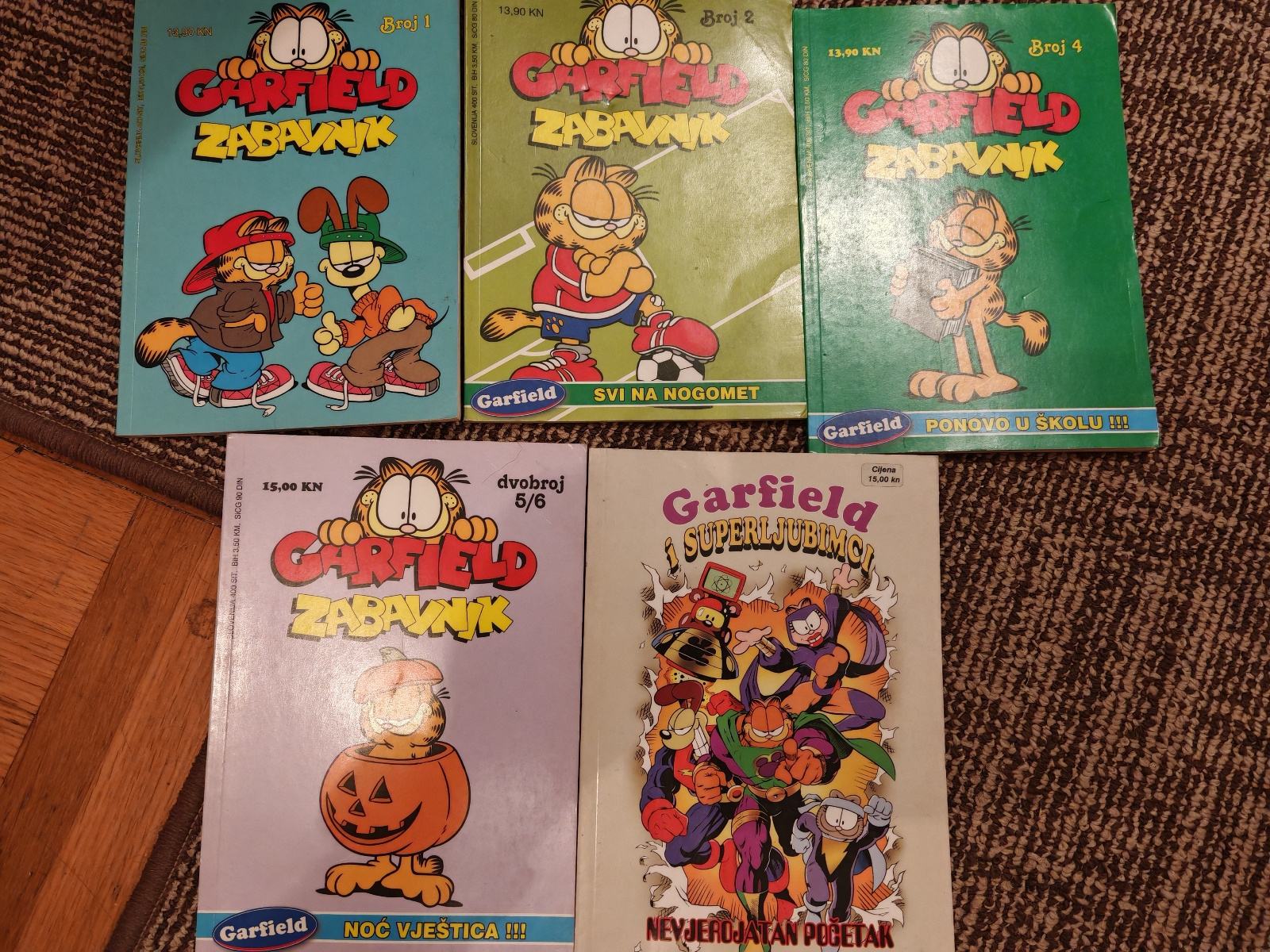 Garfield LOT 56 stipova