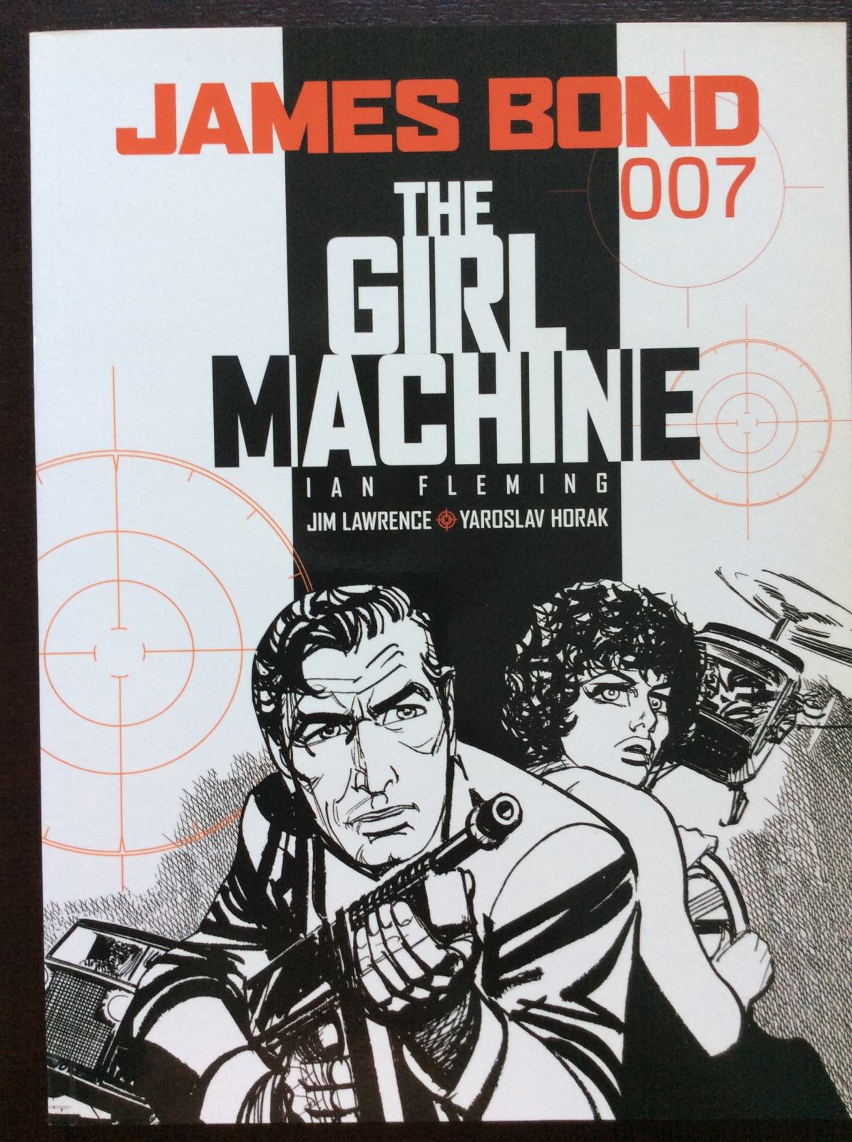 JAMES BOND 007 - THE GIRL MACHINE