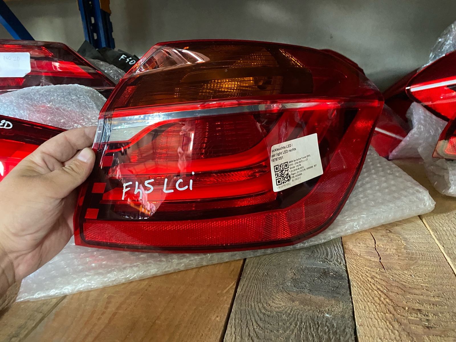Bmw f45 lci zadnja desna Lampa