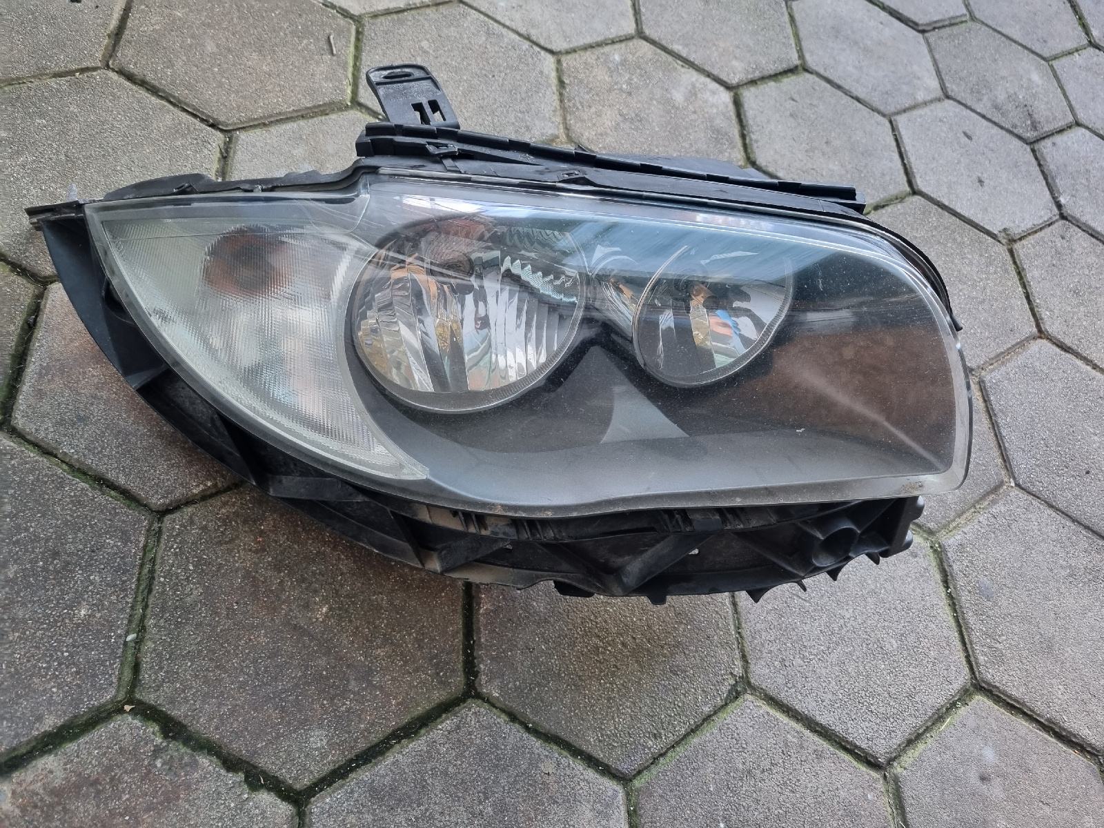 BMW Far LCi serija 1 E87 E81