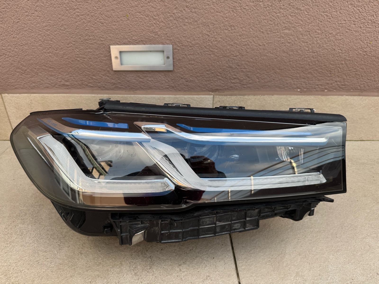 Bmw G30/31 Lci Laser far desni komplet sa modulima!!!