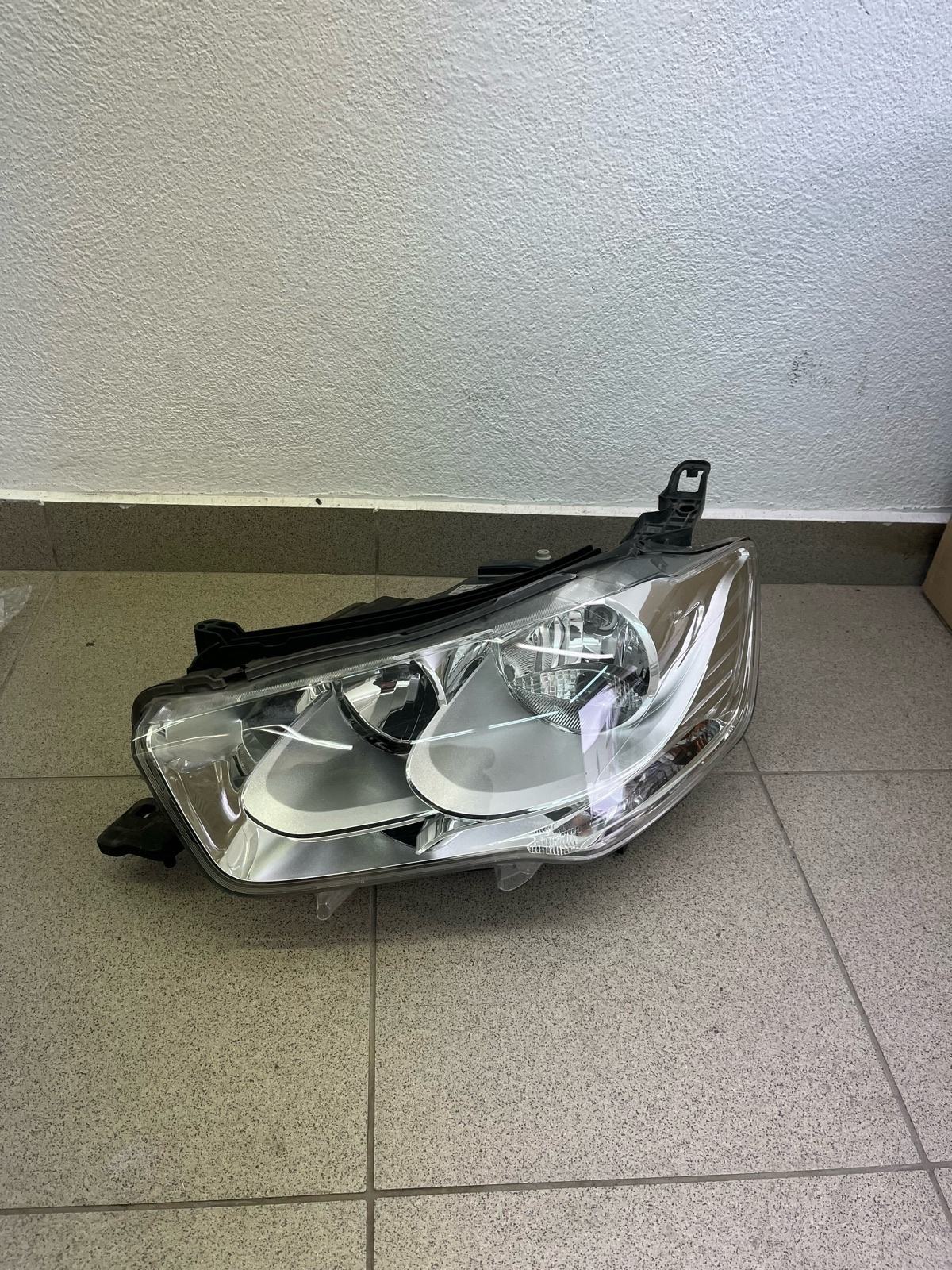 Citroen C-elyse lijevo svijetlo / far