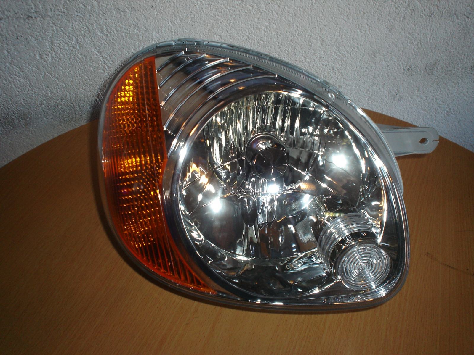 HYUNDAI ATOS FAR