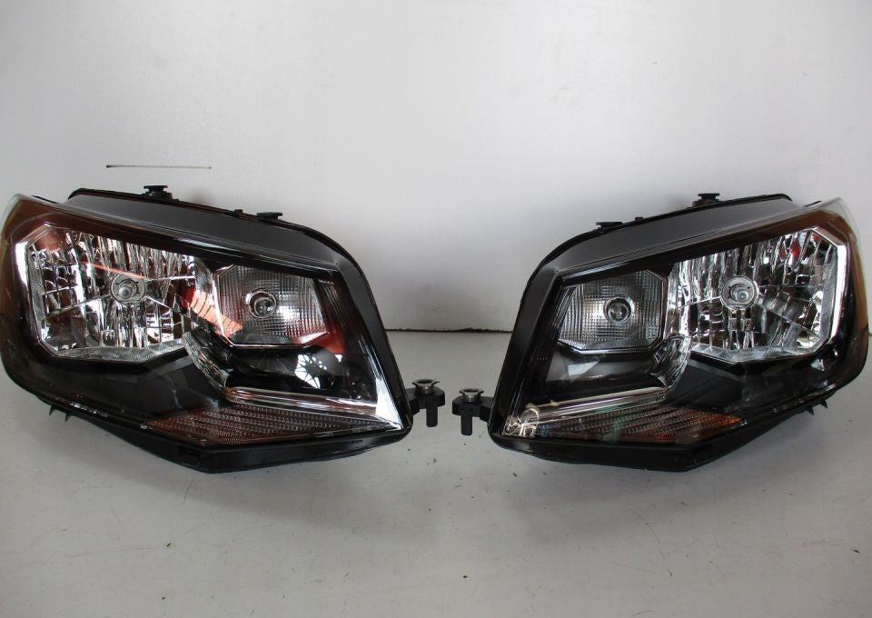 Lampa Lampa VW CADDY 2K1 NOVO 2K1941016B