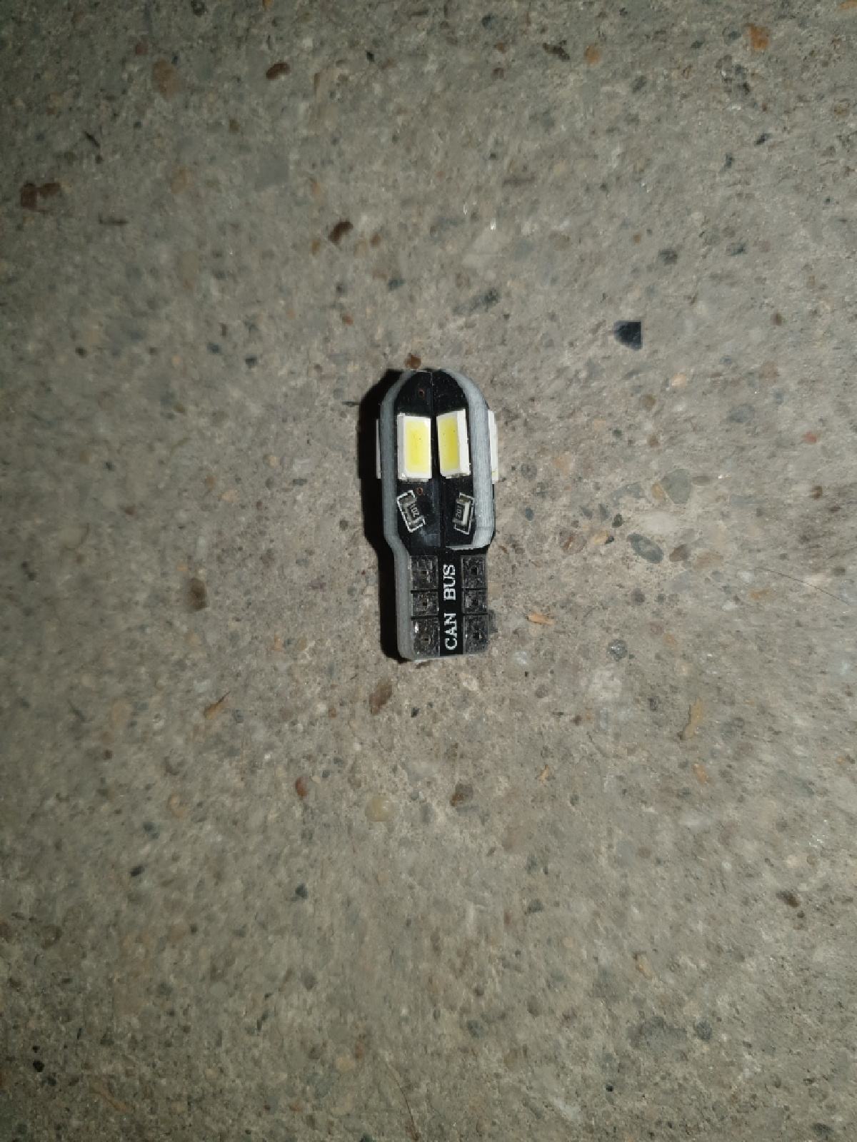 LED žarulja W5W T10