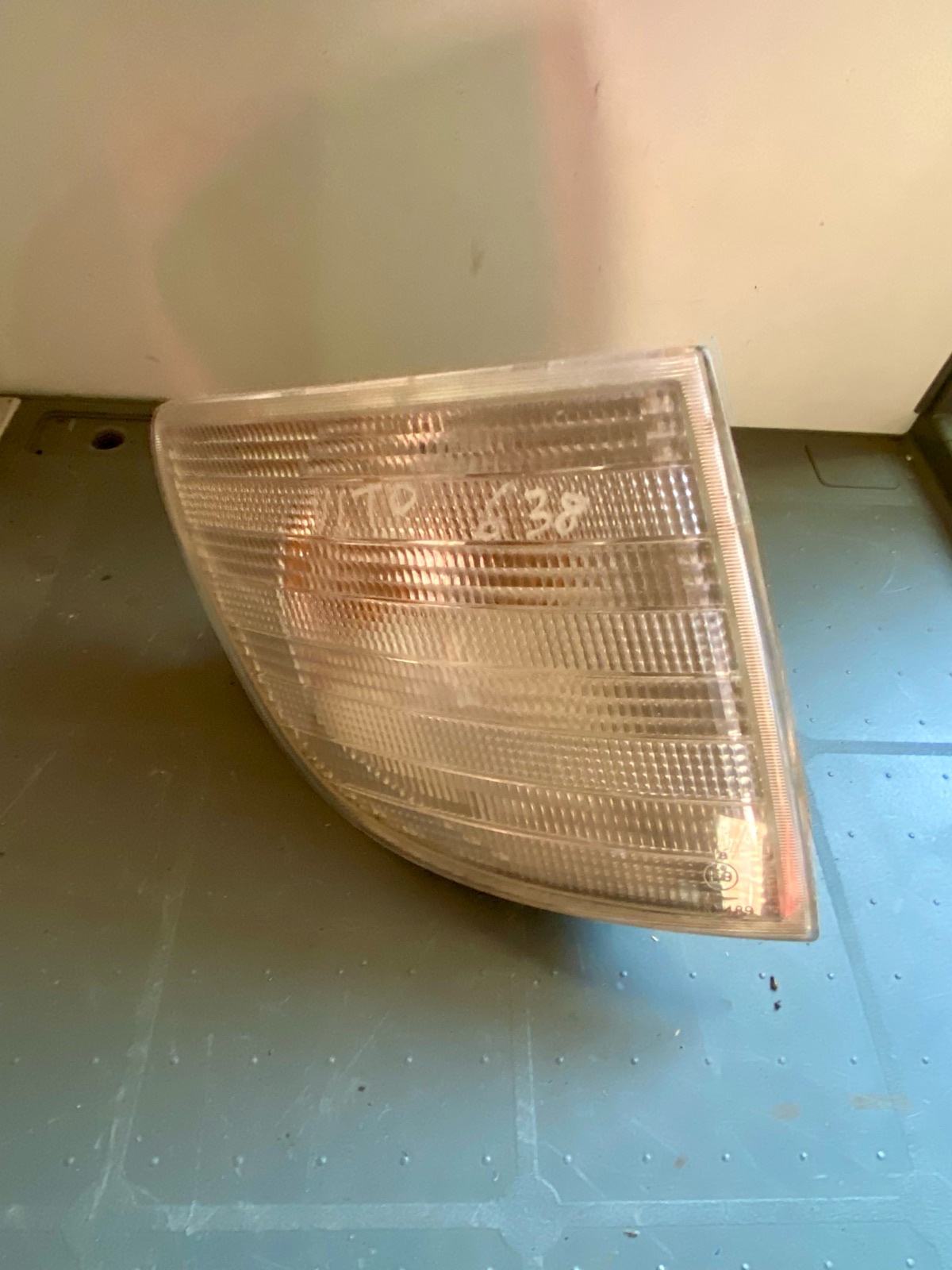 Mercedes Vito 638 zmigavac desni