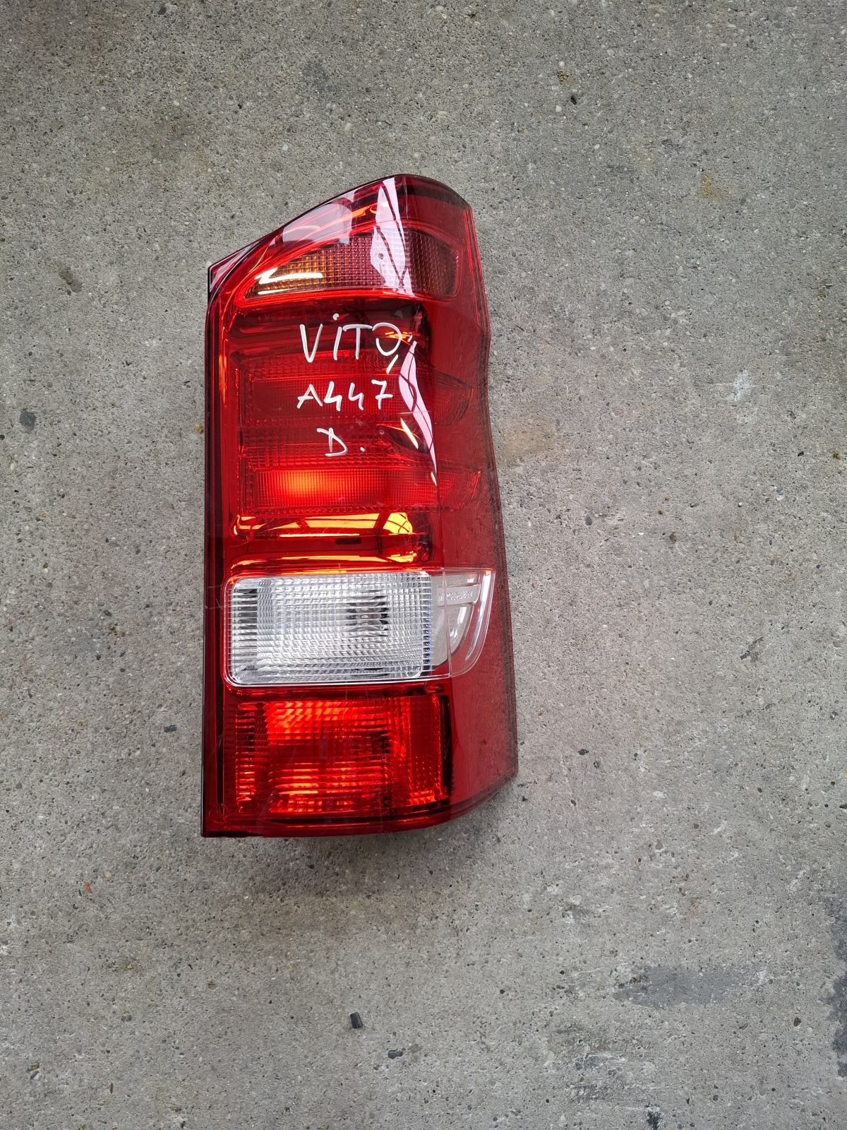 Mercedes Vito a4478200164 zadnju desnu lampu prodajem