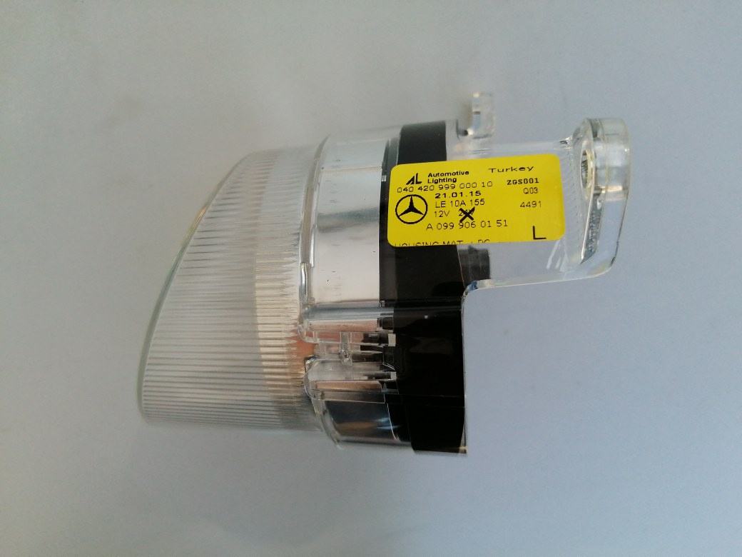 Mercedes W176 W246 W242 NOVO originalno LED dnevno svjetlo A0999060151