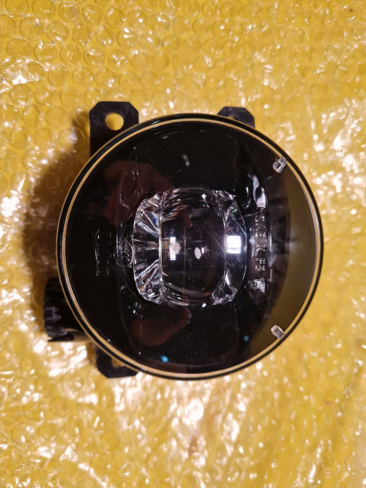 PEUGEOT 2008 2 maglenka LED, 9826960480