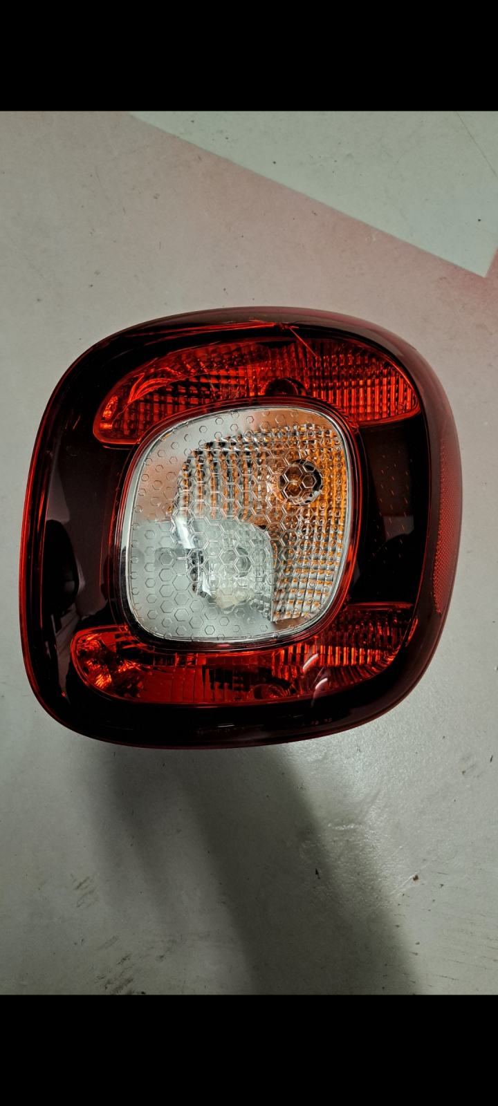 Smart 453 stražnje desno svjetlo