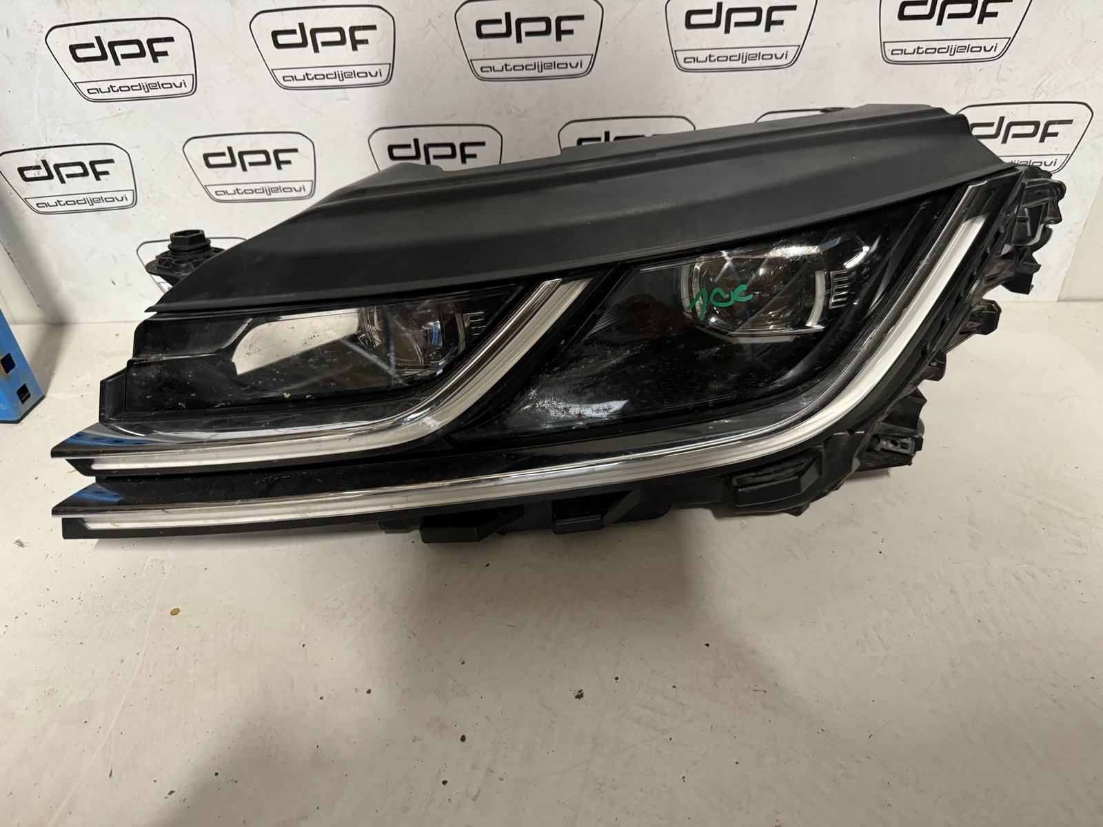 VW Arteon full led matrix far