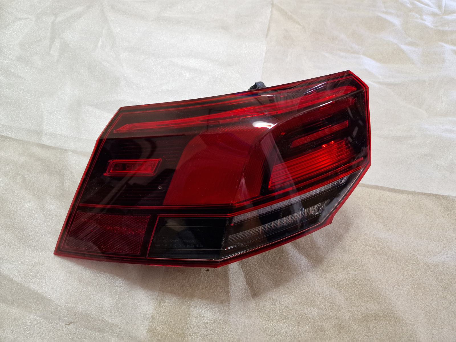 VW Golf 8 - štop lijevi LED (5H0945095C)