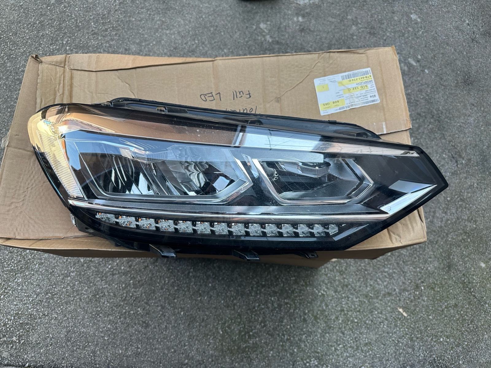 VW touran 5T full led farovi 5TB941035B / 036B