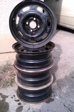 Čelične felge 14 original VW - set (Polo, Golf, Seat...)