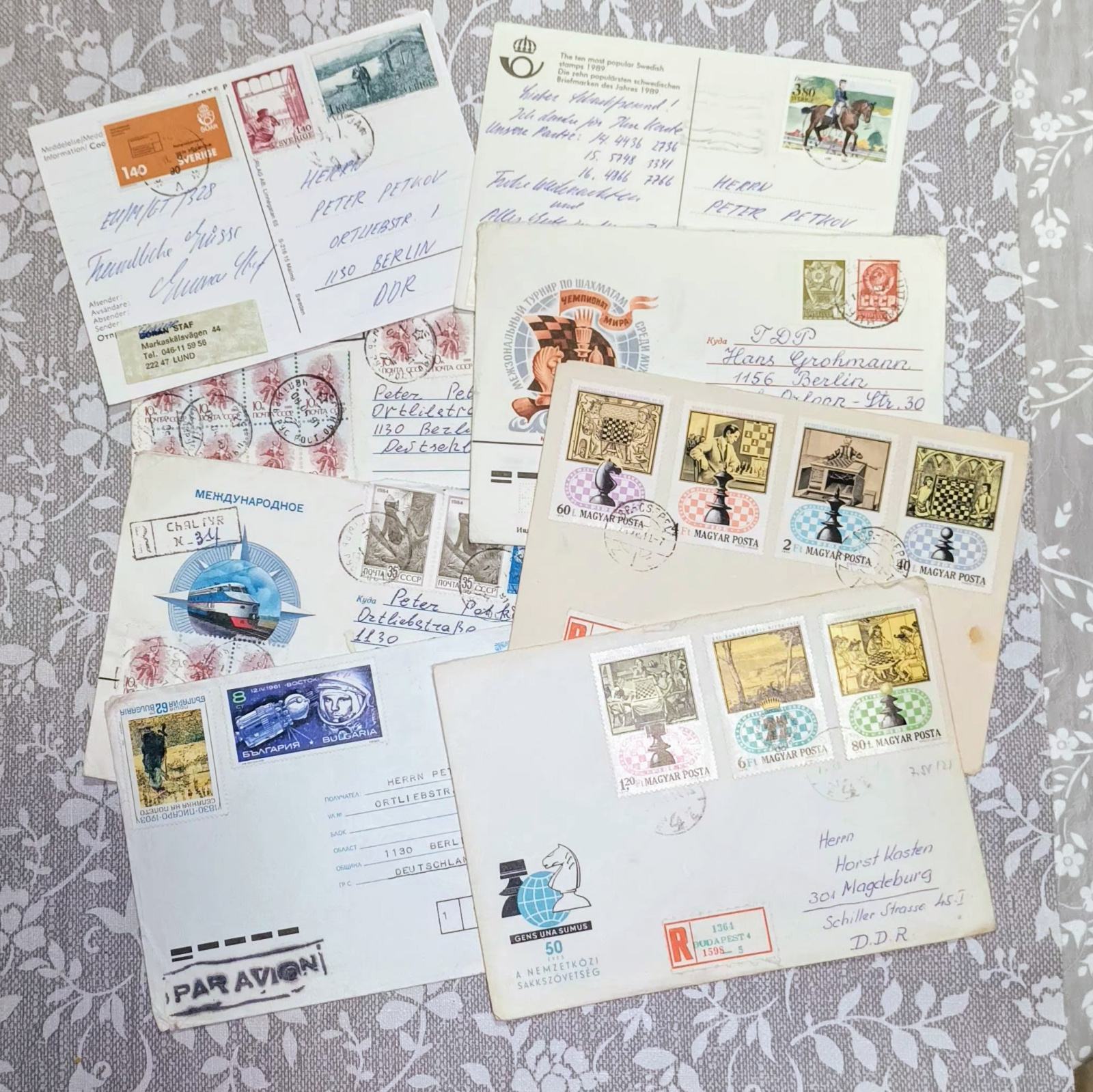 Stara pisma - koverte s markicama - šah ...itd