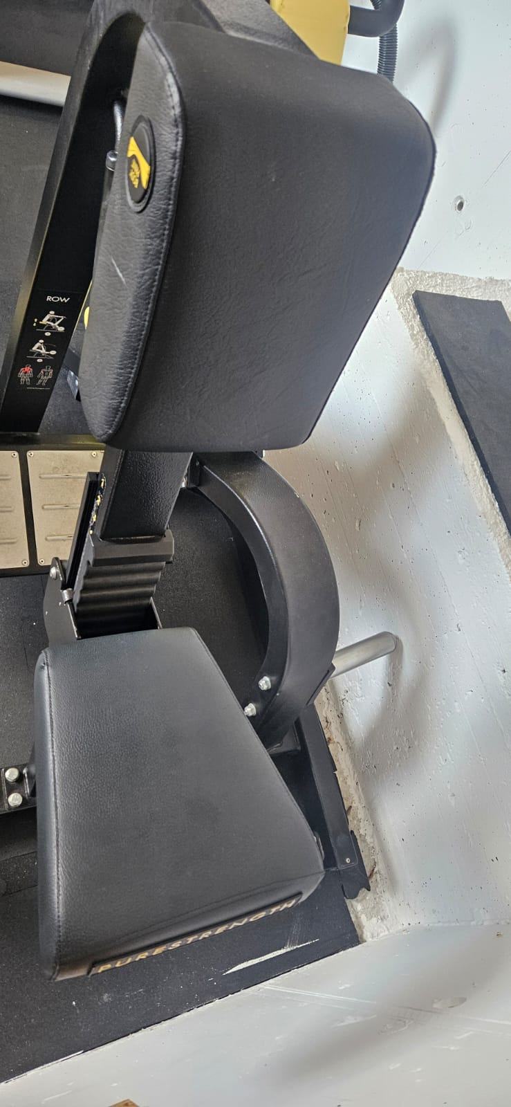 Technogym Pure Strenght Seated Row