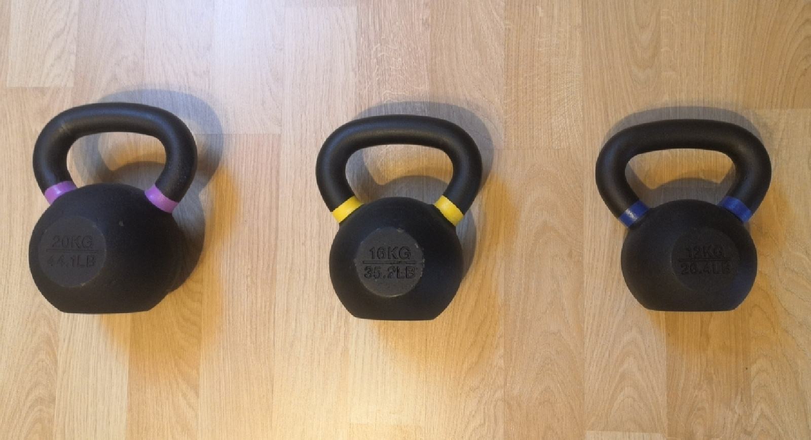 Set girja Premium Iron Kettlebell 12/16/20 kg