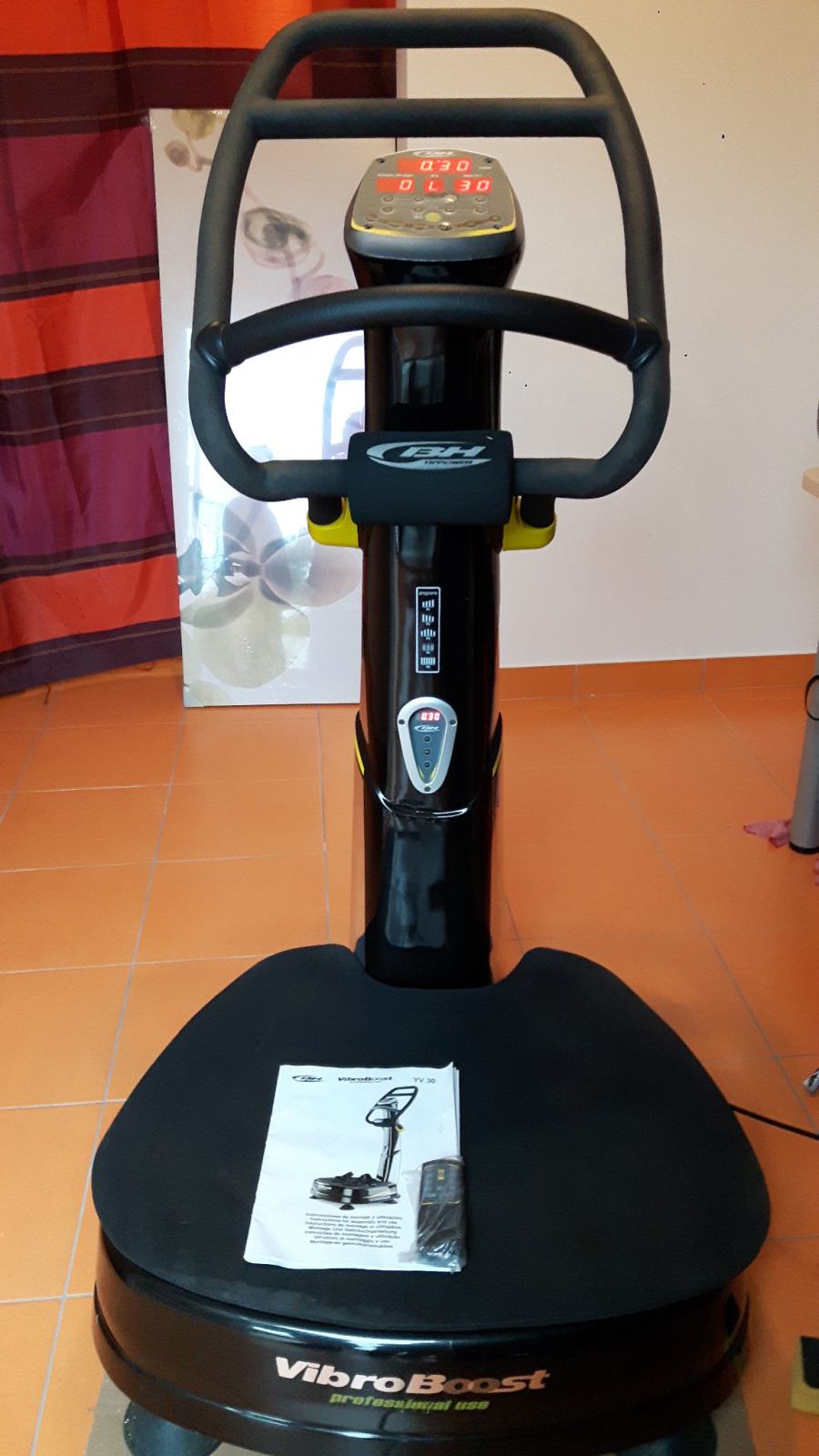 VibroBoost BH YV30 vibrationplate profesionalna vibracijska ploča