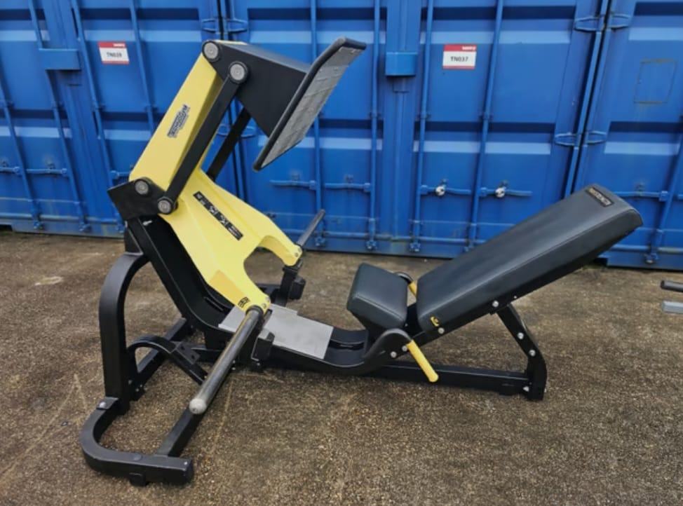 TECHNOGYM Pure strenght Leg Press