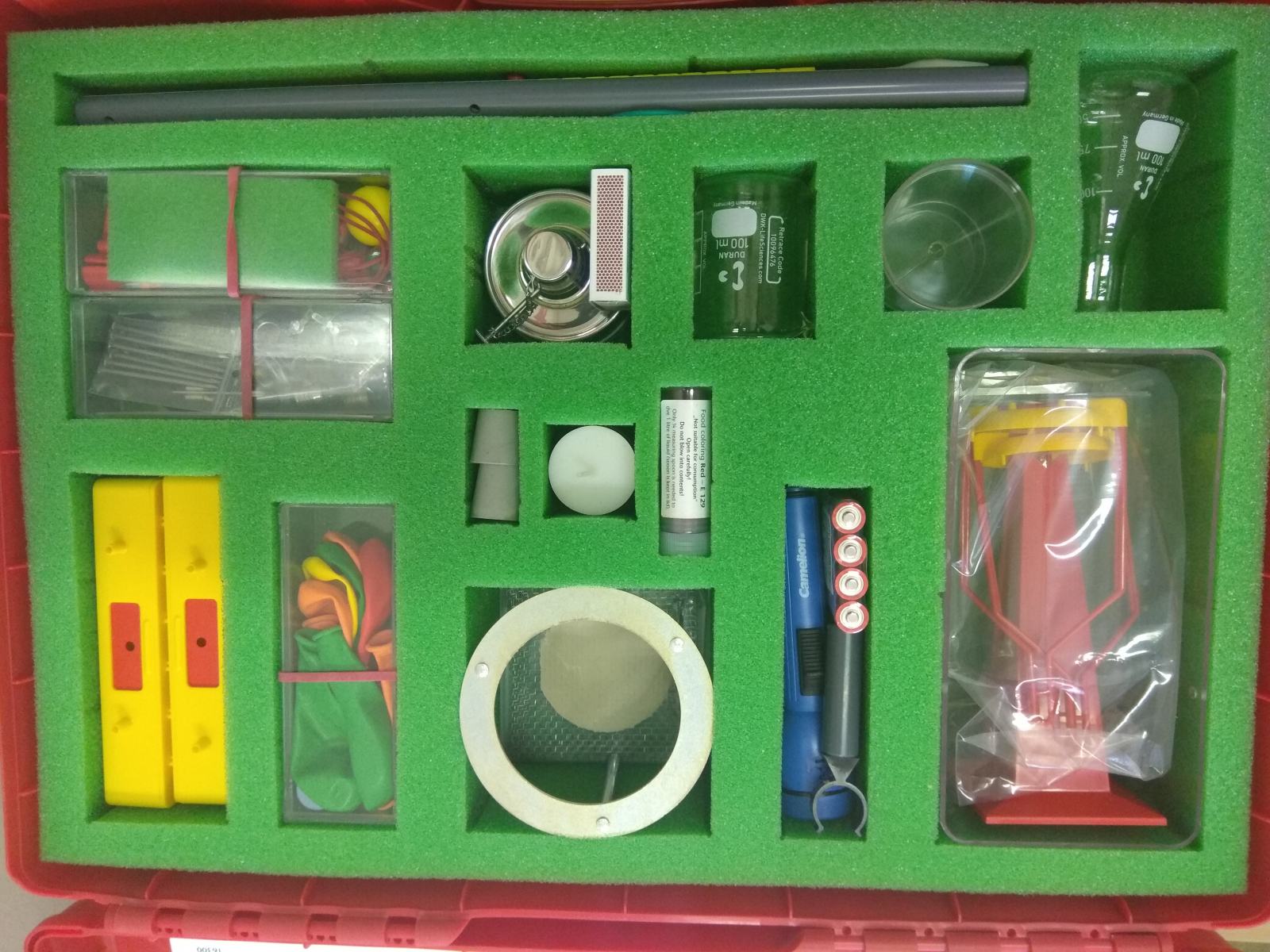 Cornelsen Primariy science kit - Komplet za školske pokuse (8 -14 g.)