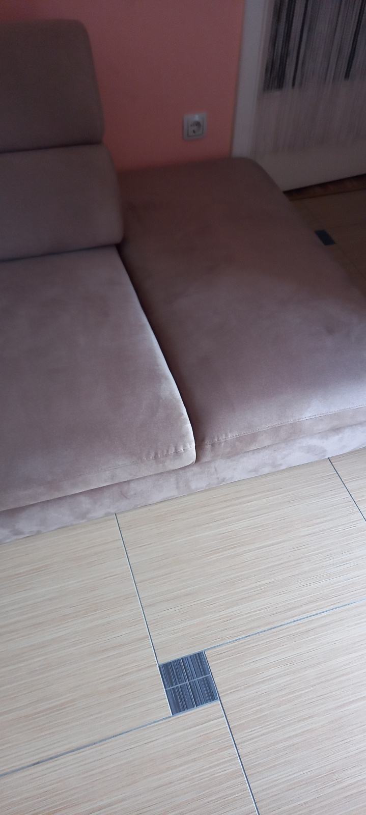 Fotelja sa spremnikom