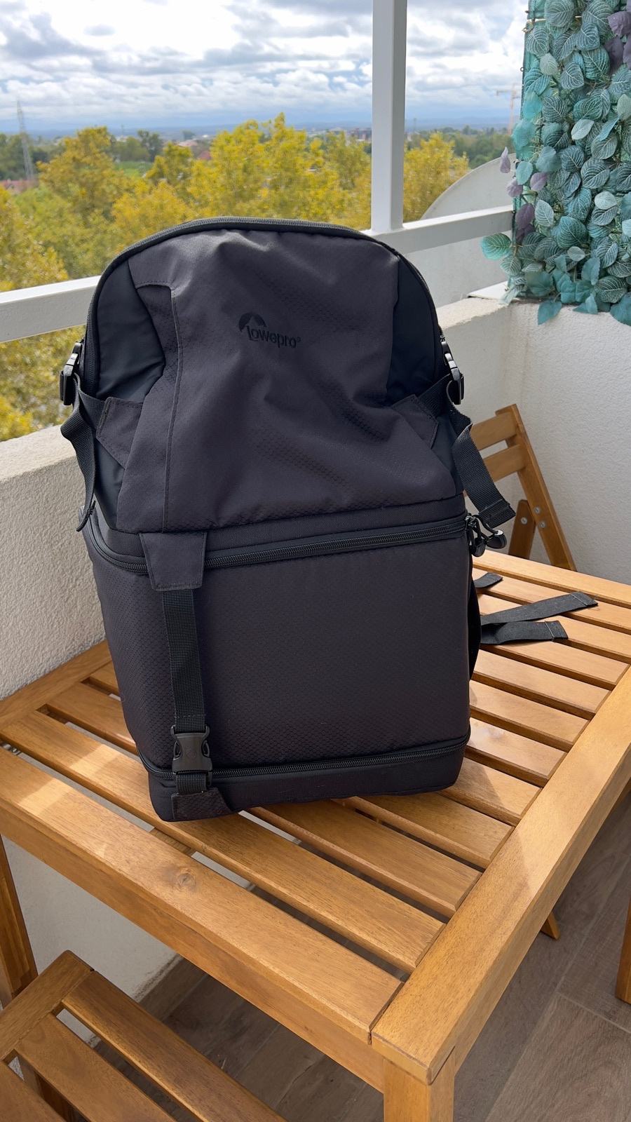 Lowepro DSLR Video Fastpack 350 AW