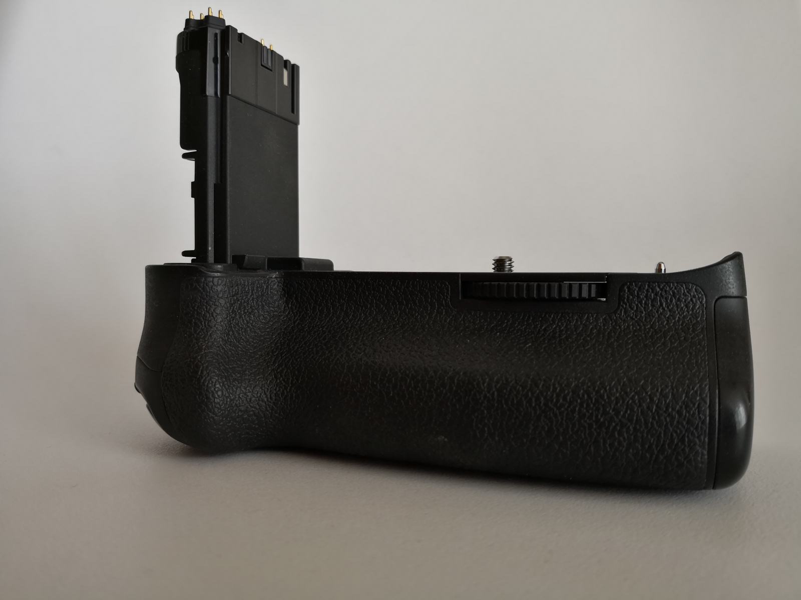 Canon BG-E11 grip za Canon 5D mark III