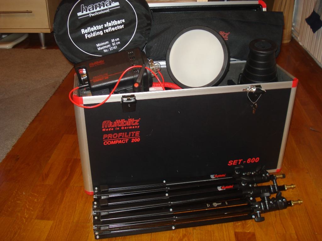 MULTIBLITZ RASVJETA ZA FOTO STUDIO PROFILITE COMPACT 200 SET-600