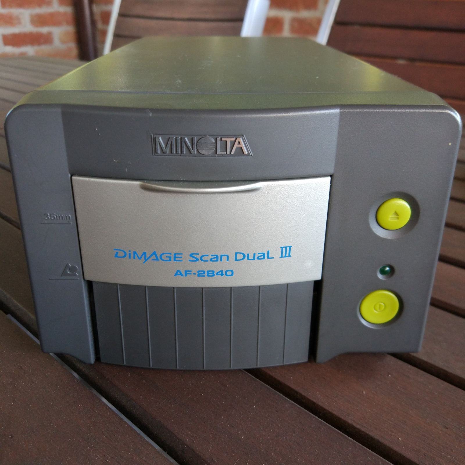 Scaner MINOLTA Dimage Scan Dual III - SNIŽENA CIJENA