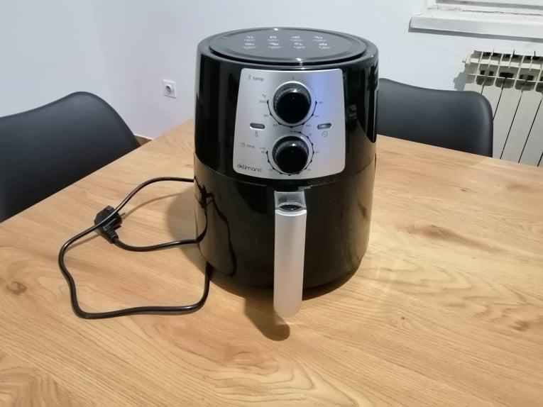 DELIMANO AIR FRYER PRO (FRITEZA NA VRUĆI ZRAK)