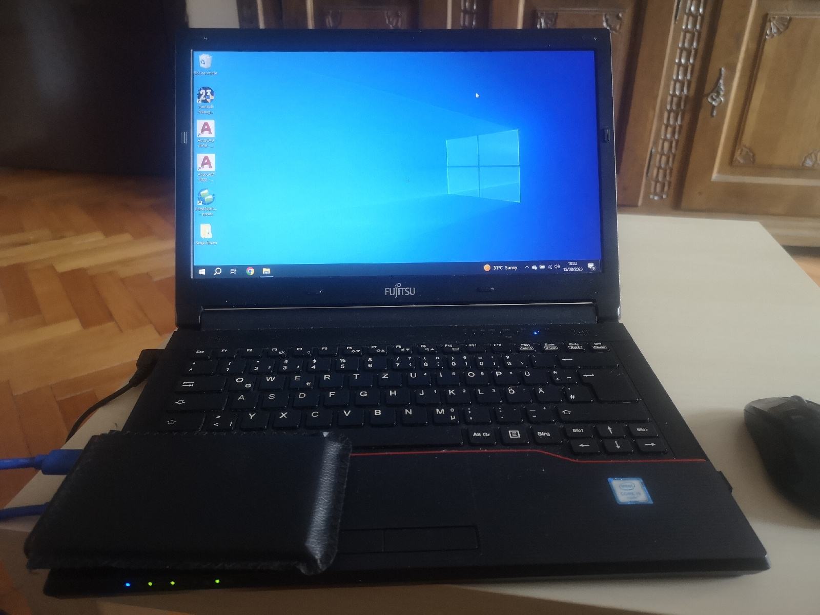 Fujitsu Lifebook E546 i5, 8gb ram