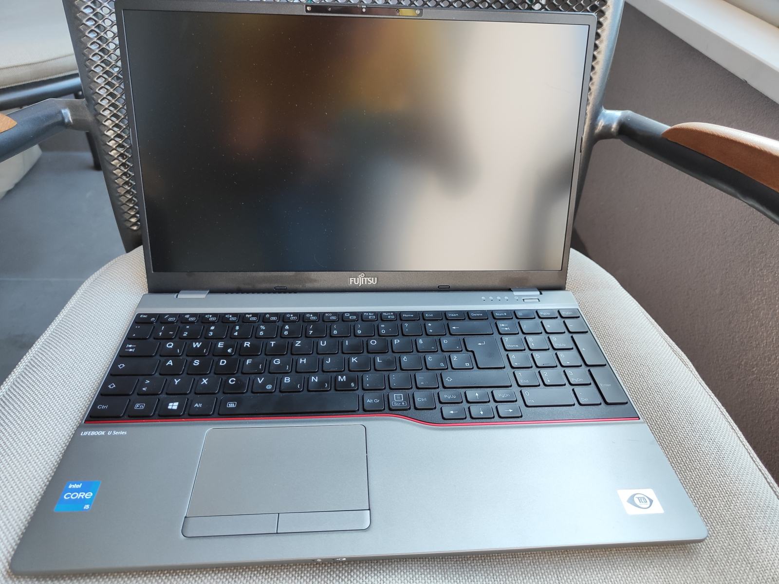 Fujitsu Lifebook U7511