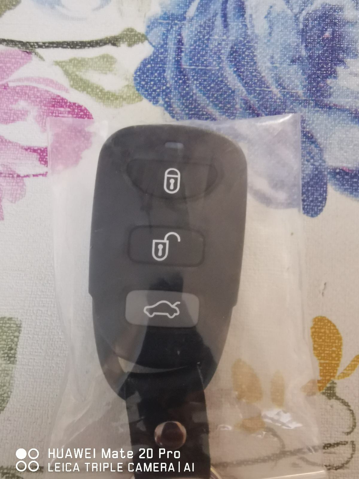 Universal key cloner