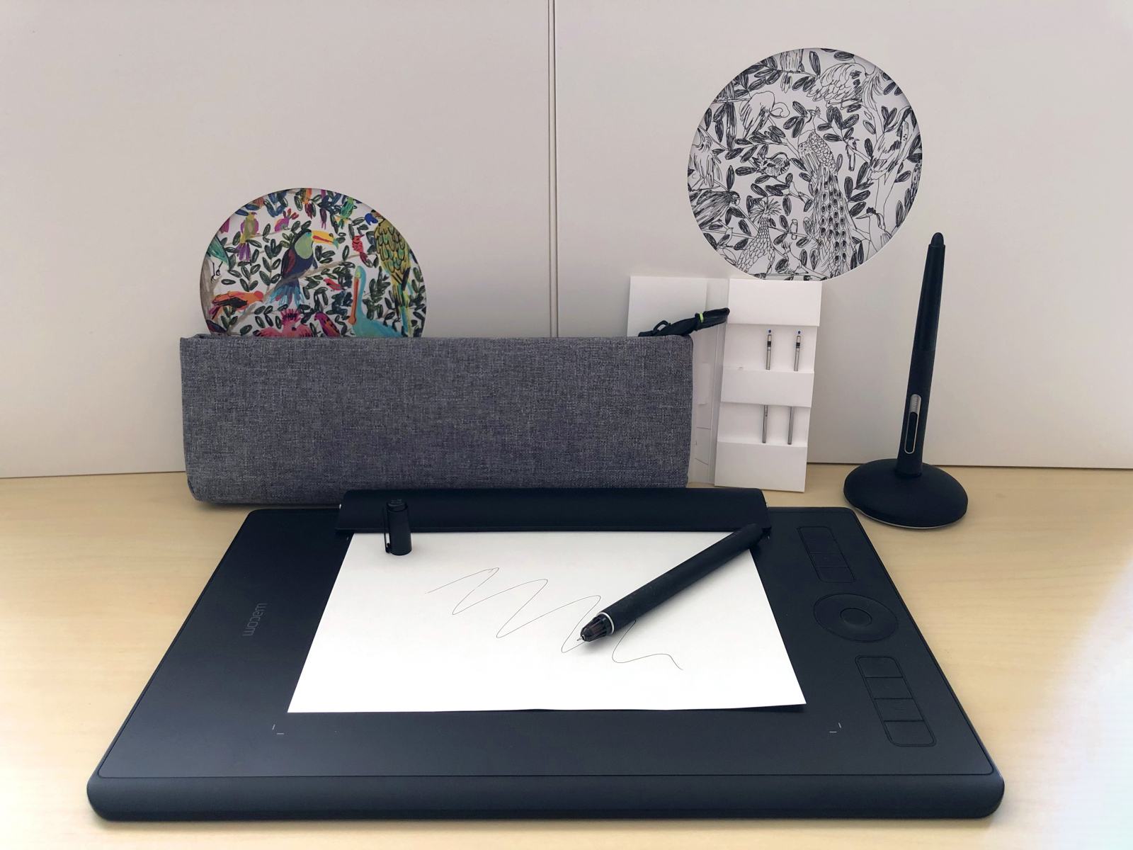 Wacom Intuos Pro M Paper Edition grafički tablet