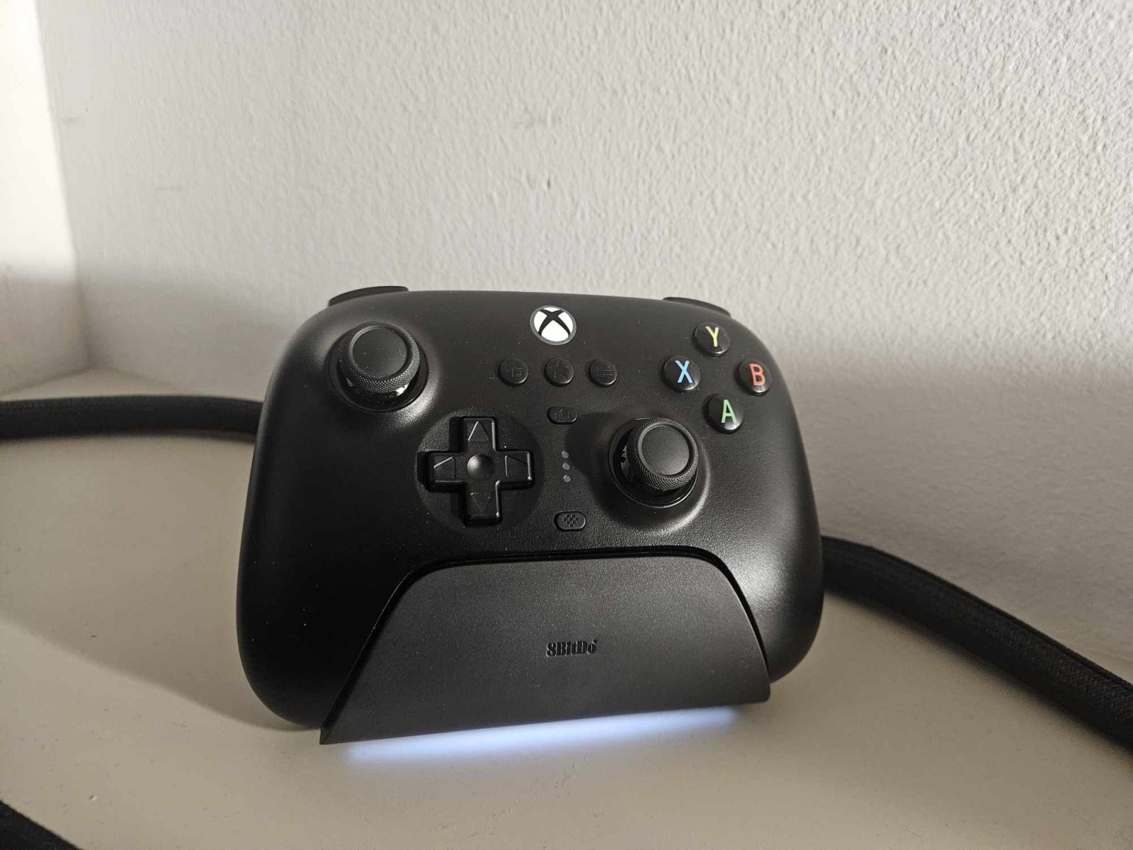 8BitDo Ultimate 3-mode kontroler (+ Xbox game pass, ultimate 1 mjesec)