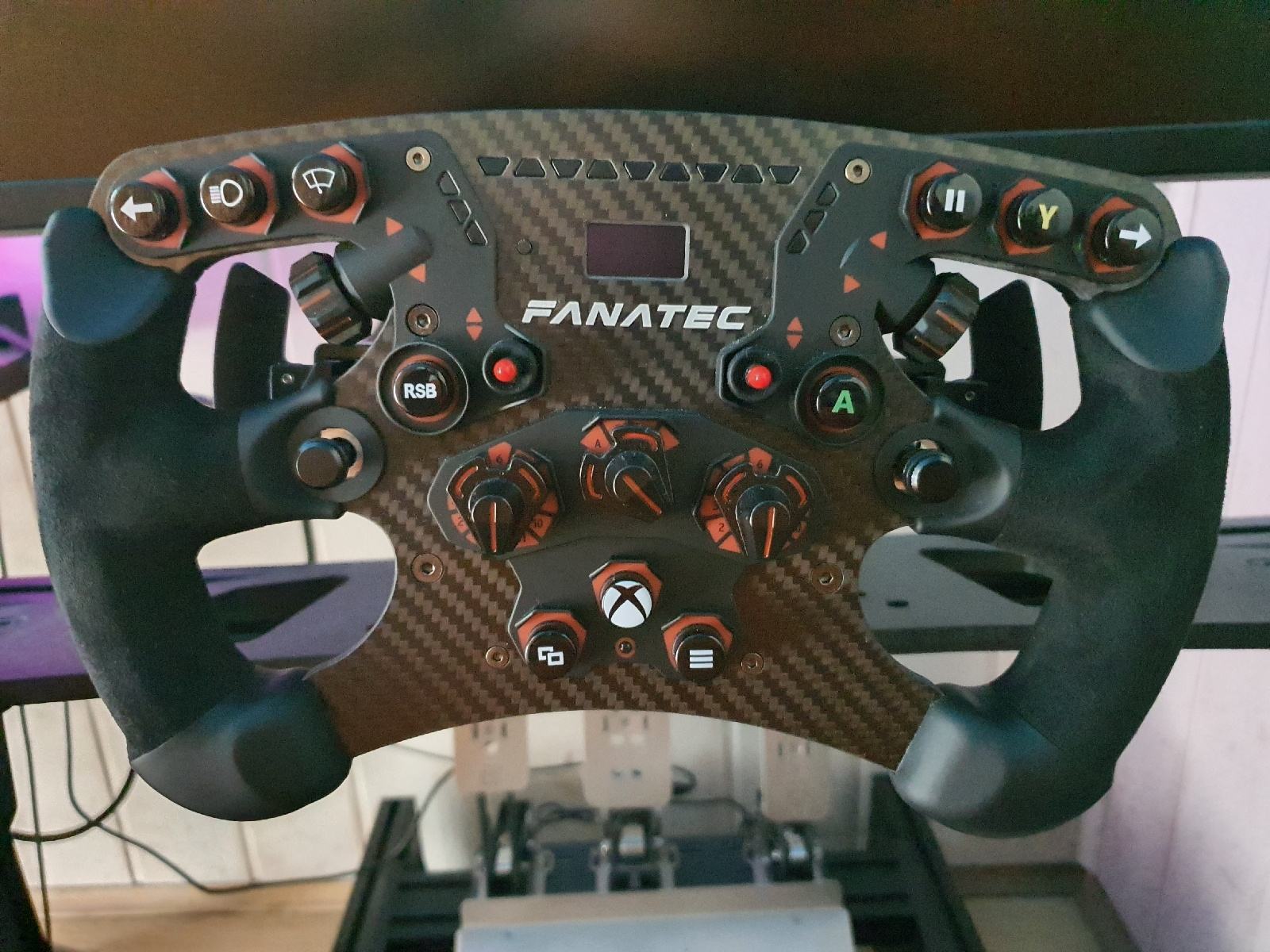 Fanatec CSL DD (8NM) + 2 volana