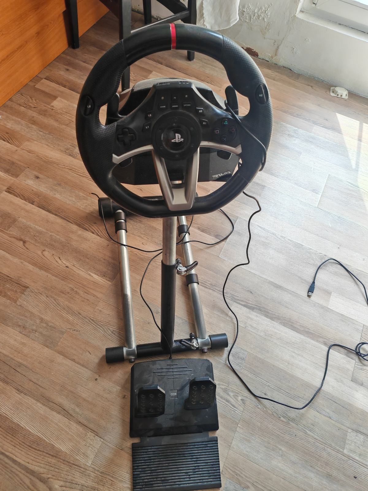 Hori Racing Wheel APEX gaming volan