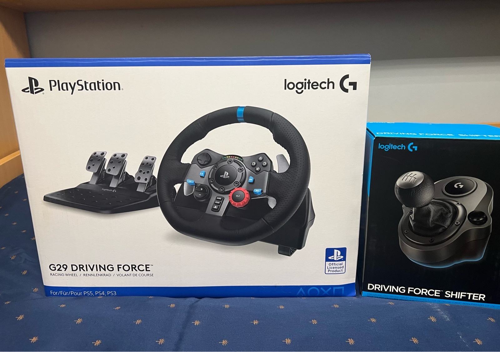 Logitech G29 volan s pedalama i dodatnim Driving Force Shifterom